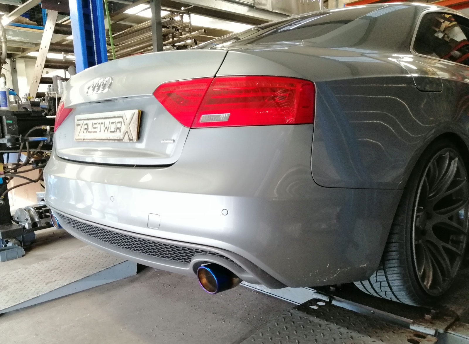 Audi A5 3.0 TDI Rear Silencer Deletes - Zaustworx