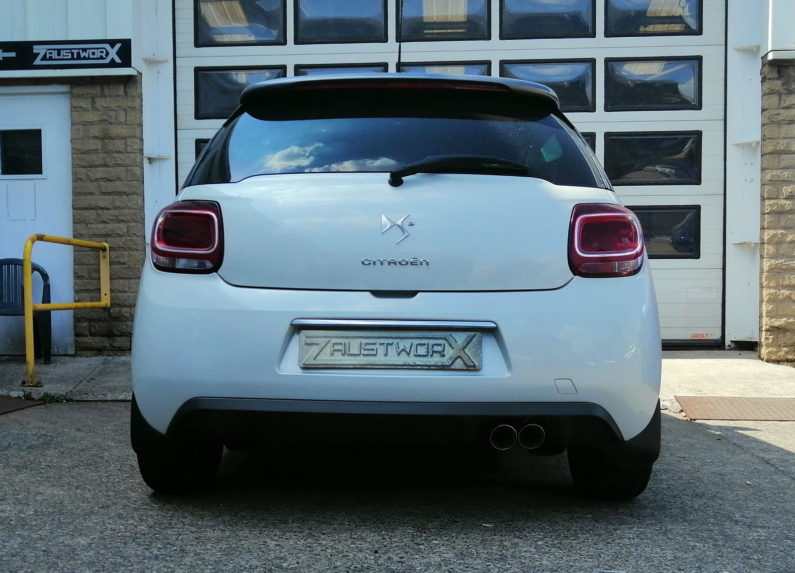 What is this? Have never seen the logo before. Saw it in Germany : r ...