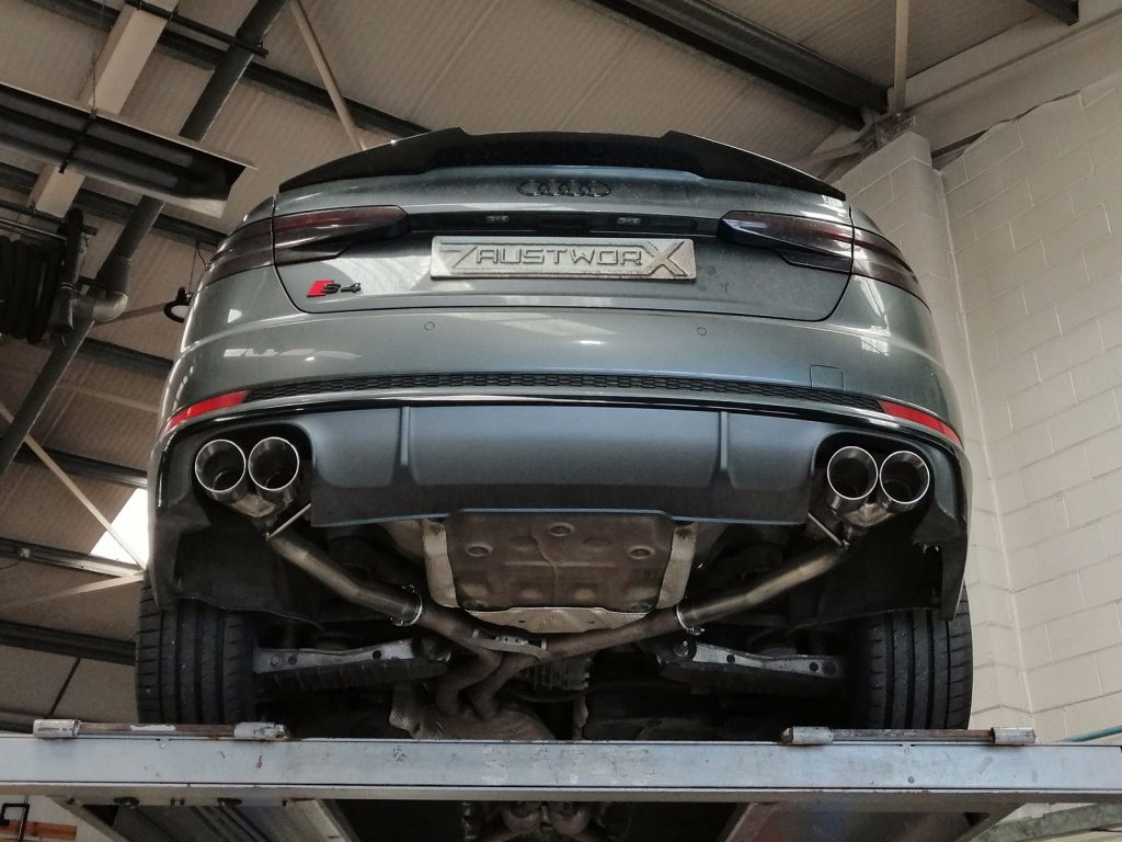 Audi S4 B9 Rear Silencer Deletes - Zaustworx