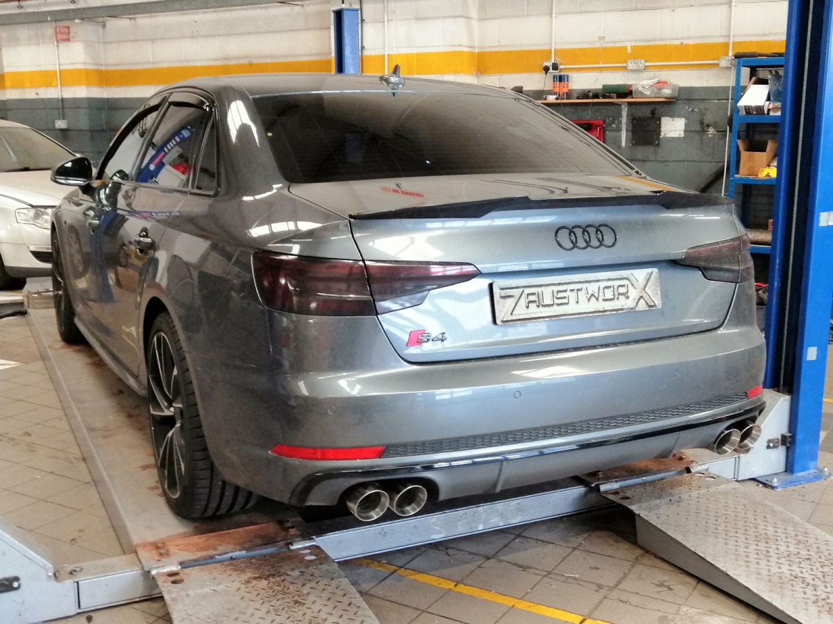 Audi S4 B9 Rear Silencer Deletes - Zaustworx