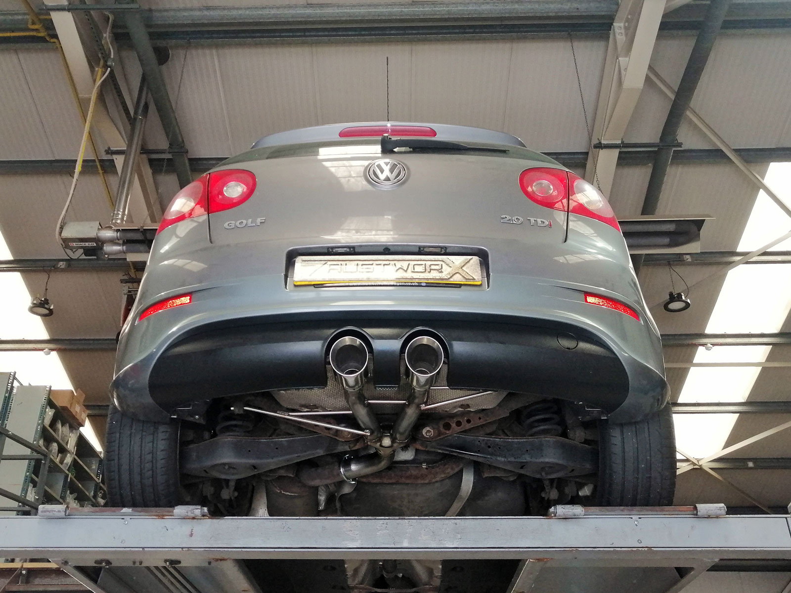 Volkswagen Golf 2.0SDi Mk5 - R32 Style Rear Silencer Delete - Zaustworx