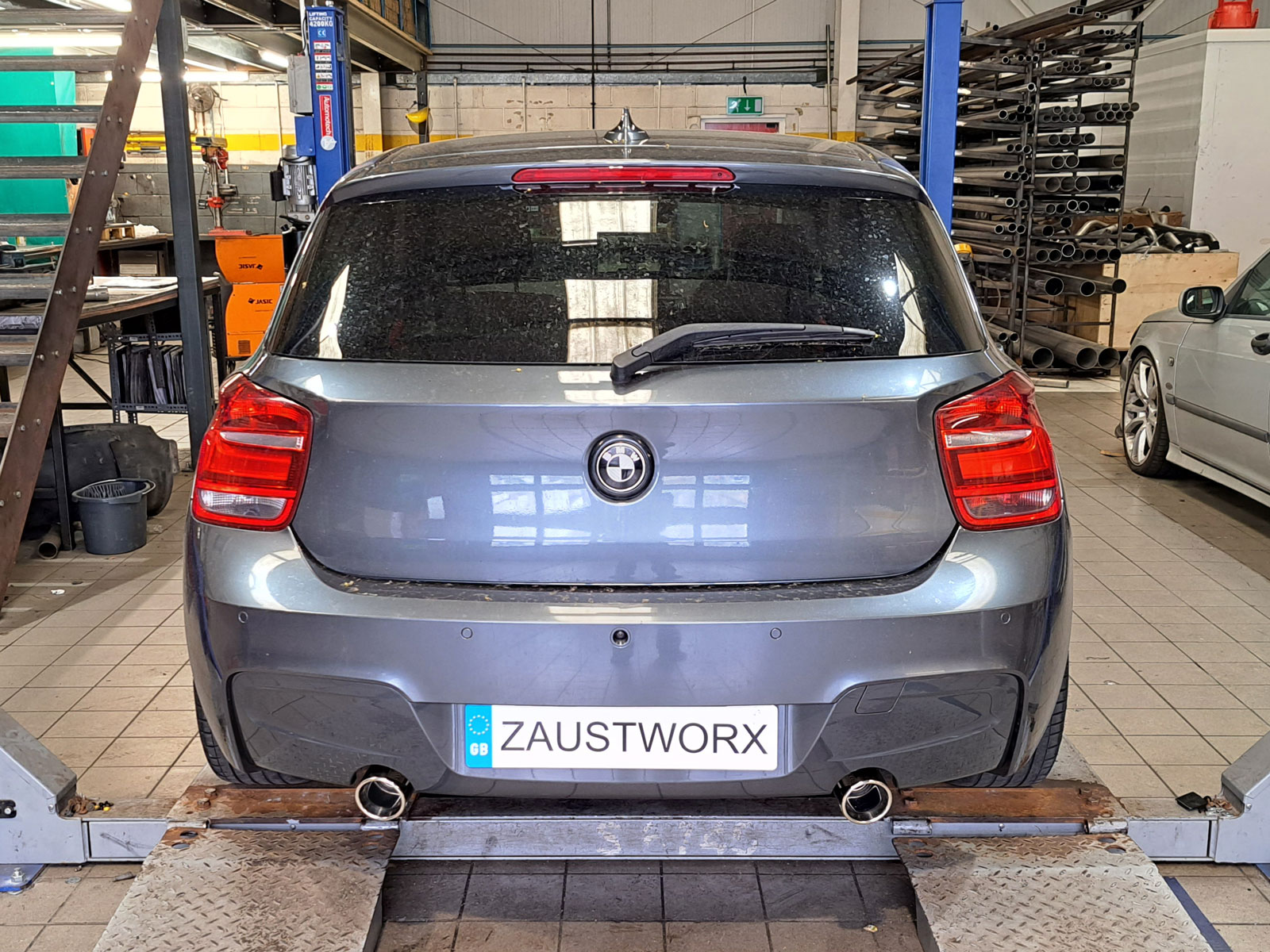 BMW 125d F20 N47S1 - M140i Style Exhaust Conversion - Zaustworx