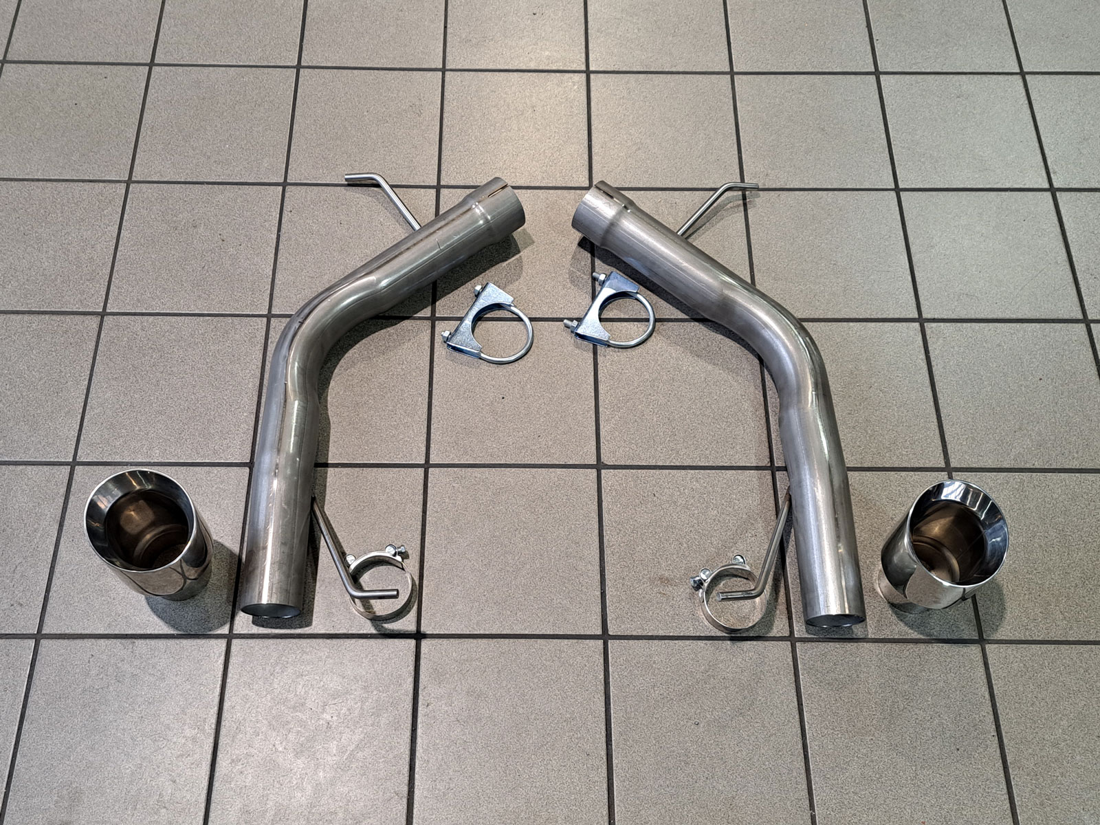 BMW 535d F10 F11 Rear Silencer Deletes Zaustworx