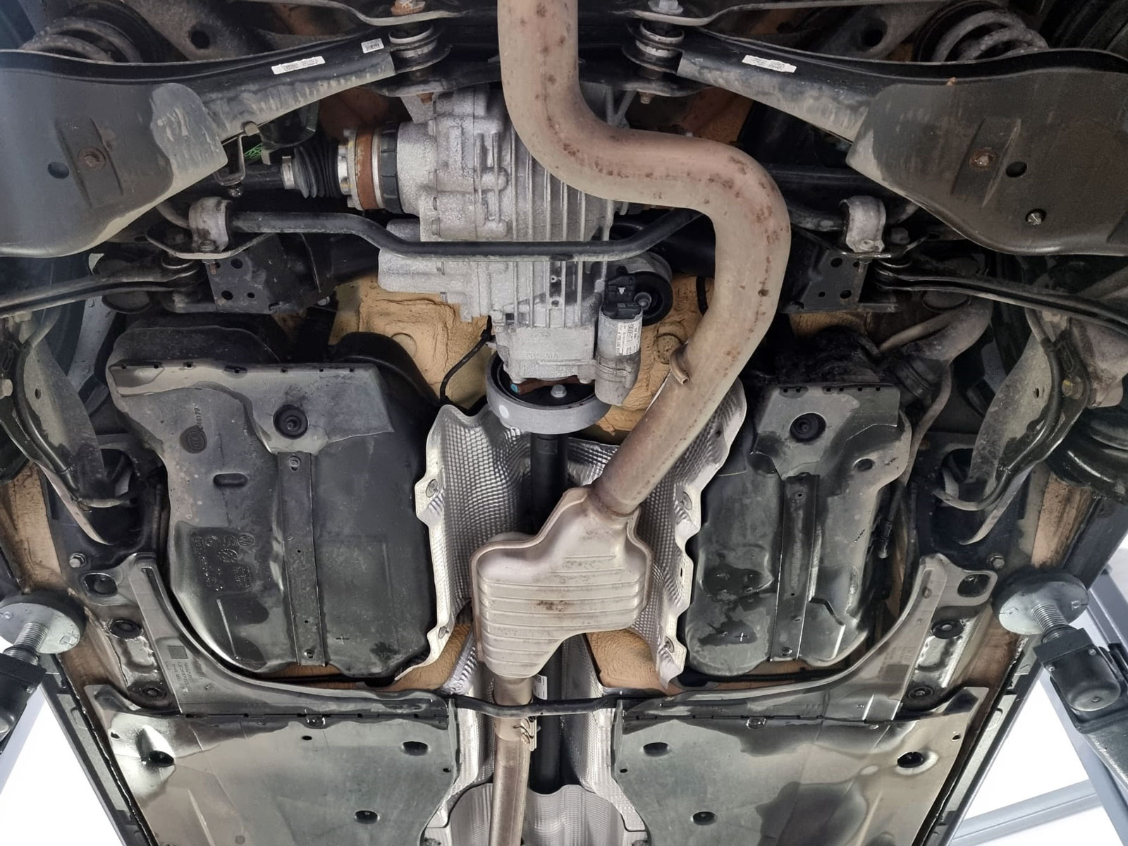 Volkswagen T-ROC R Resonator Delete Pipe - Zaustworx