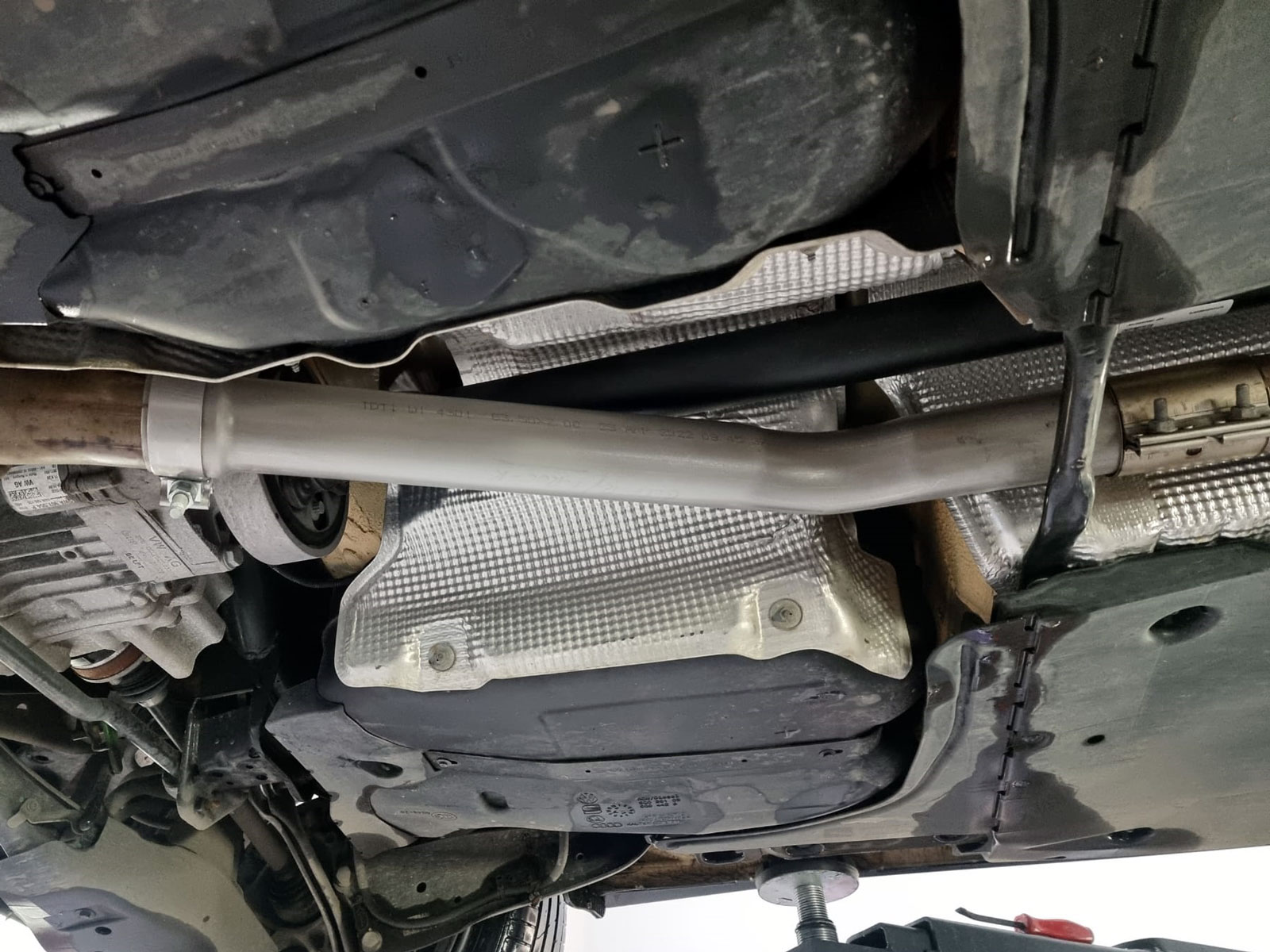 Volkswagen T-ROC R Resonator Delete Pipe - Zaustworx