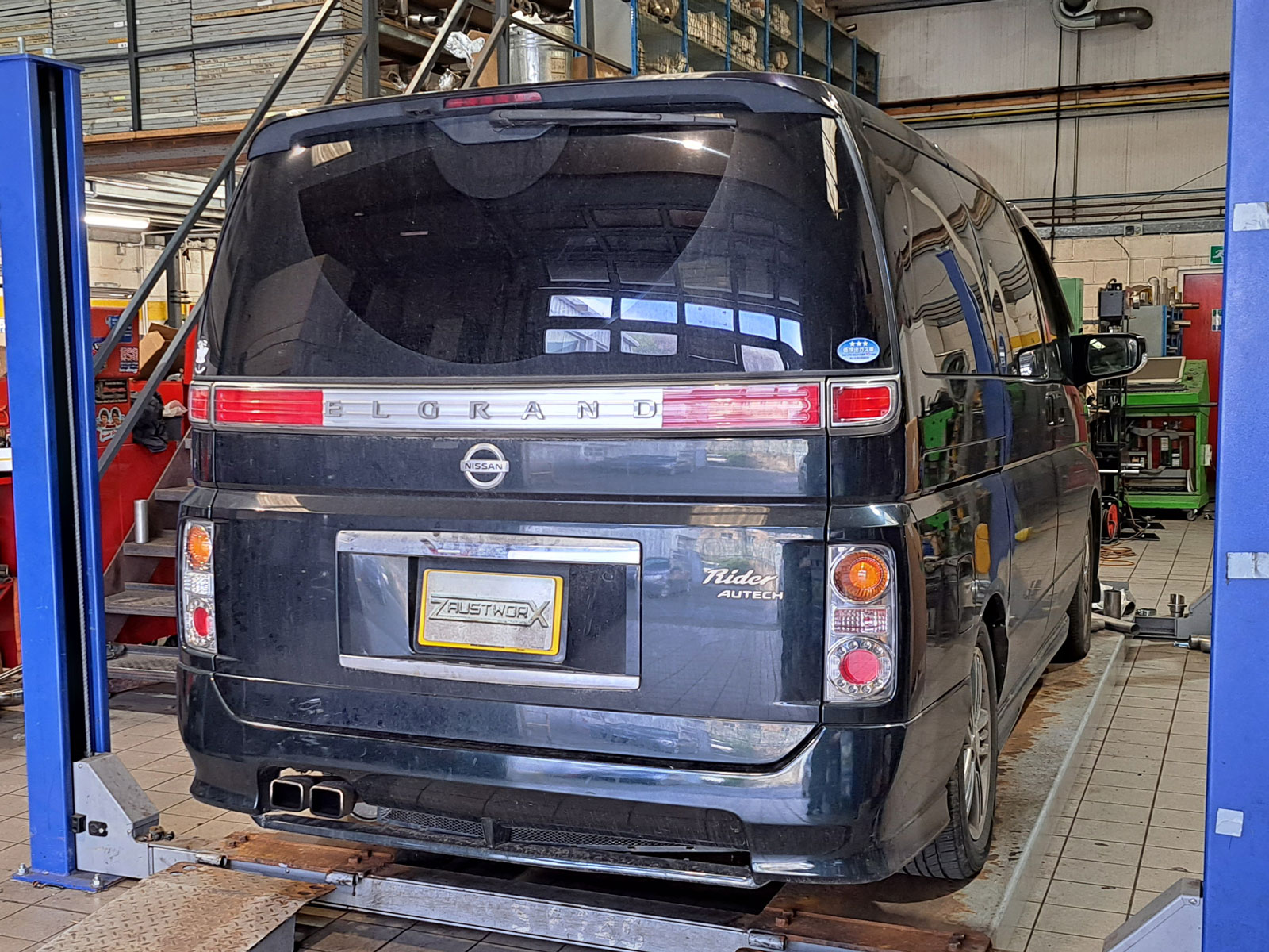 Nissan elgrand aftermarket parts store